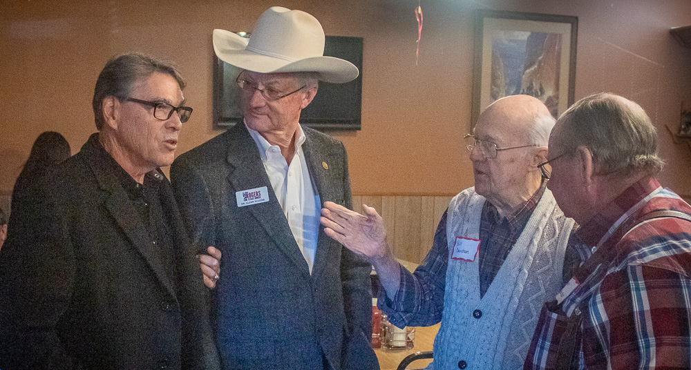 Phil King, Rick Perry, Glenn Rogers stop in Breckenridge for meet-and ...