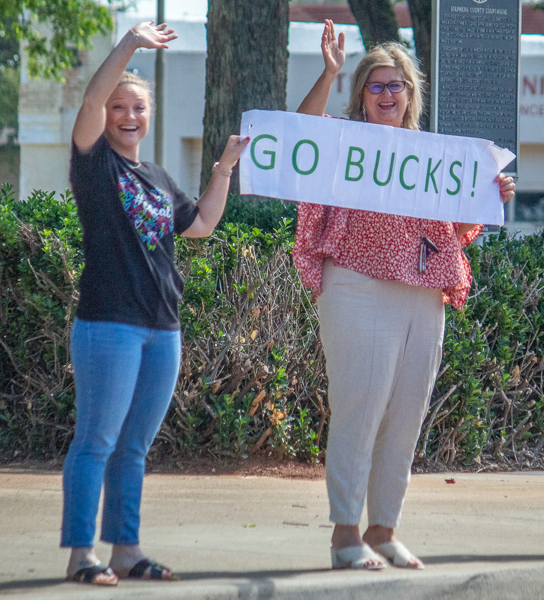Buckaroo fans cheer on track athletes as they leave for State ...