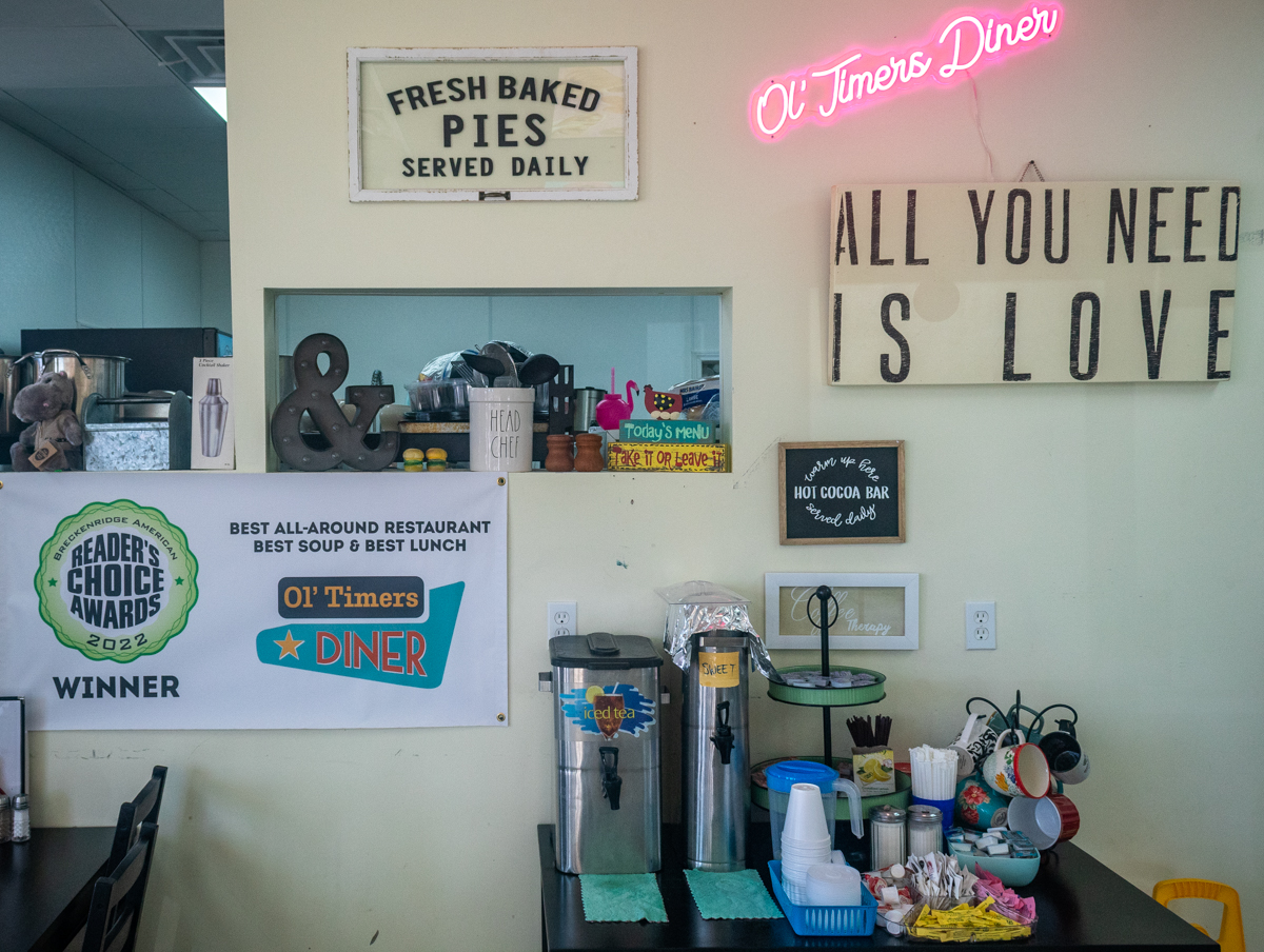 Ol’ Timers Diner celebrates new location with ribbon-cutting ...