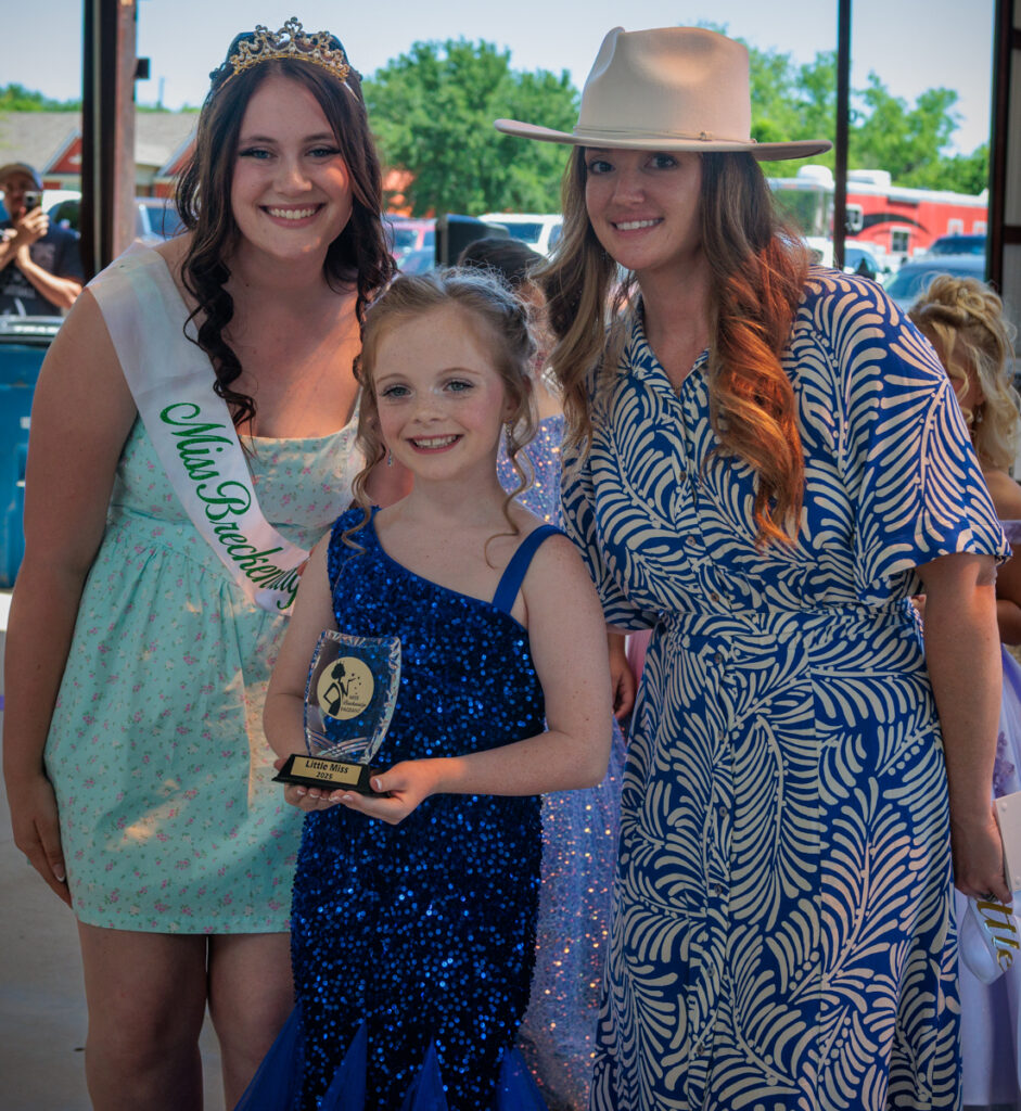 Grace Raymond crowned 2025 Miss Breckenridge at pageant during Frontier ...