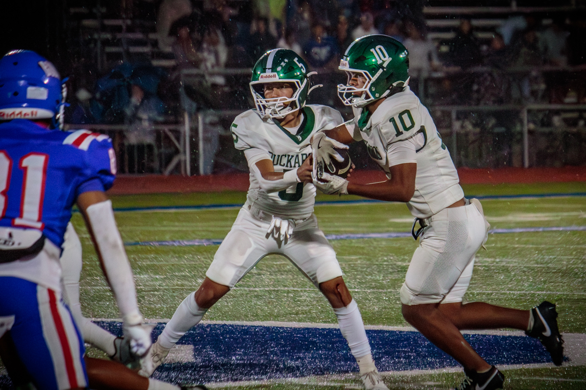 Buckaroos show improvement, despite 21-14 loss to Childress Bobcats ...