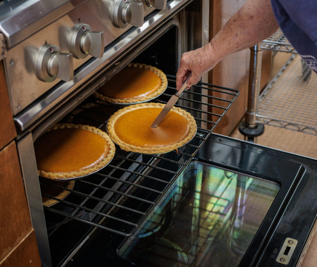 Pumpkin spice and plenty of team spirit fill First Methodist kitchen in ...