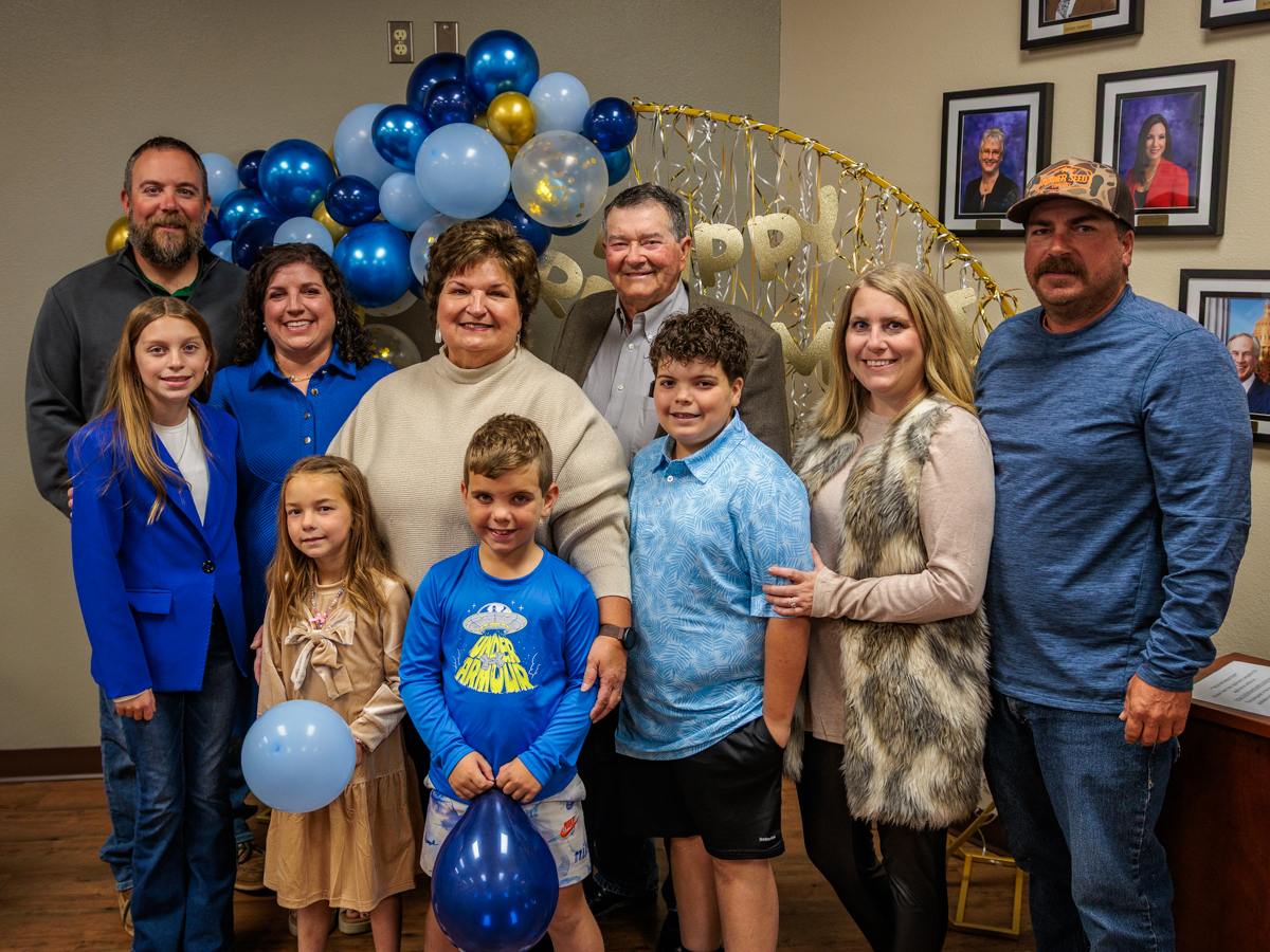 TSTC staff, students gather at retirement party to thank Lisa Langford ...